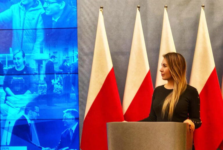 Interview Anna Maria Rozek – For The People | Sierks.com